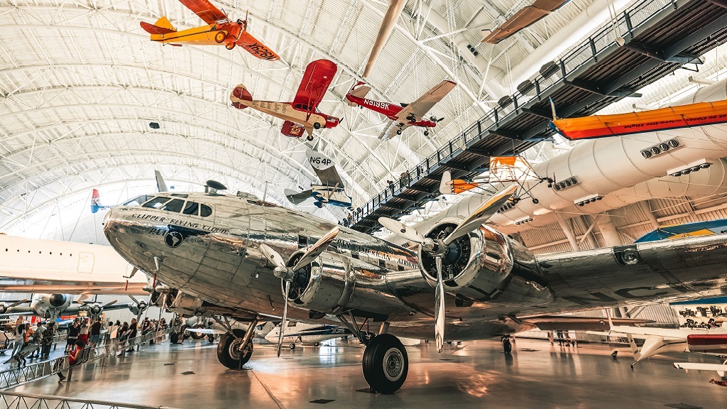 Four Ways to Teach Students the Science and History of Flight | NSTA